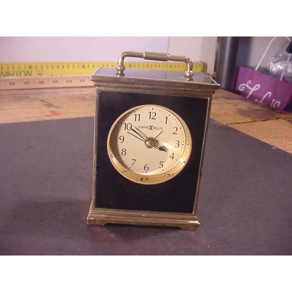 Howard Miller | Other | Howard Miller Vintage Small Desk Clock | Poshmark